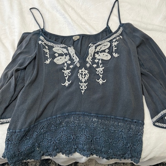 Ecote | Tops | Ecote Blue Boho Cold Shoulder Lace Top | Poshmark
